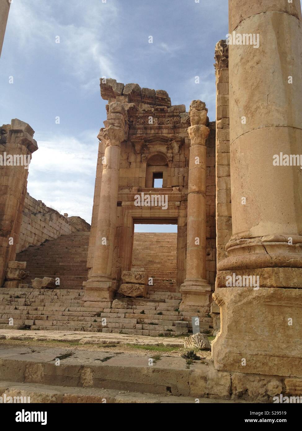 Jerash tempel der artemis -Fotos und -Bildmaterial in hoher Auflösung ...