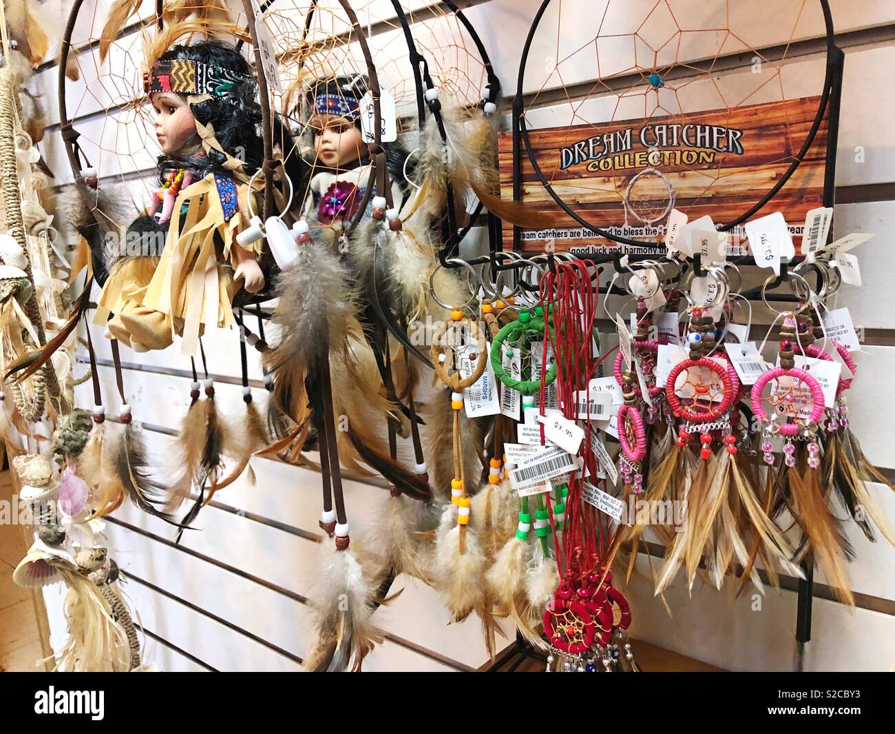 Native american souvenir -Fotos und -Bildmaterial in hoher Auflösung ...