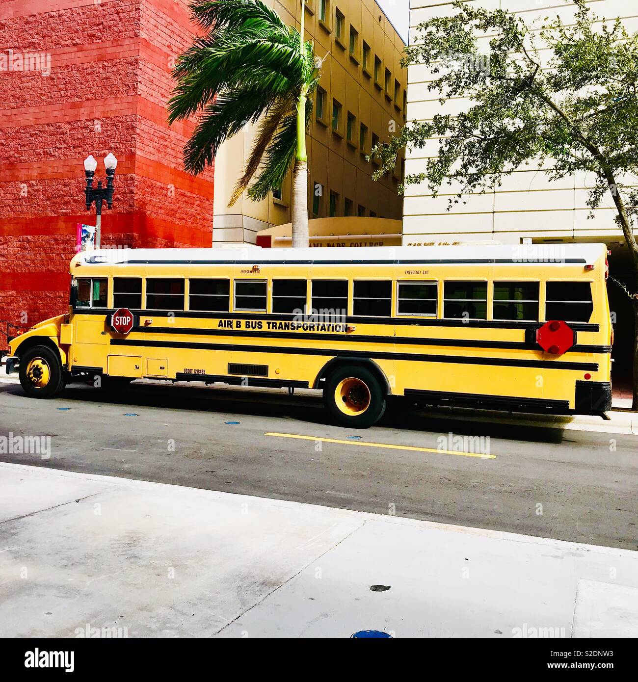 Us School Bus Stockfotos und -bilder Kaufen - Alamy