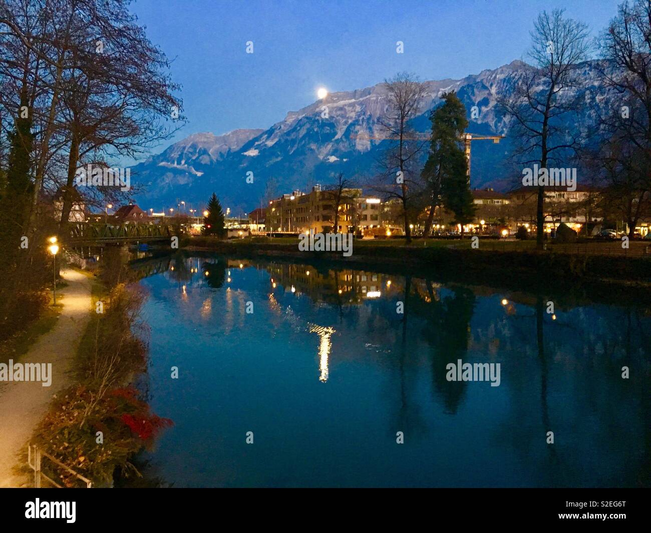 Interlaken Aare Stockfotos und -bilder Kaufen - Alamy
