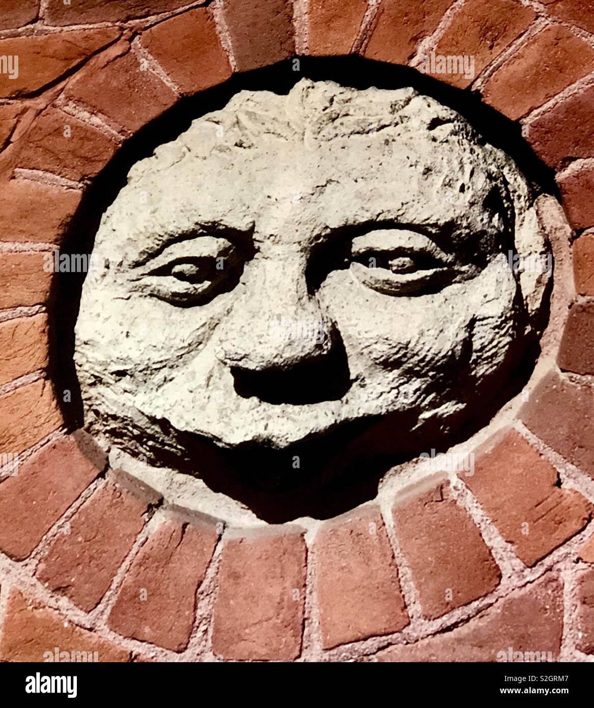 Bricks man -Fotos und -Bildmaterial in hoher Auflösung – Alamy