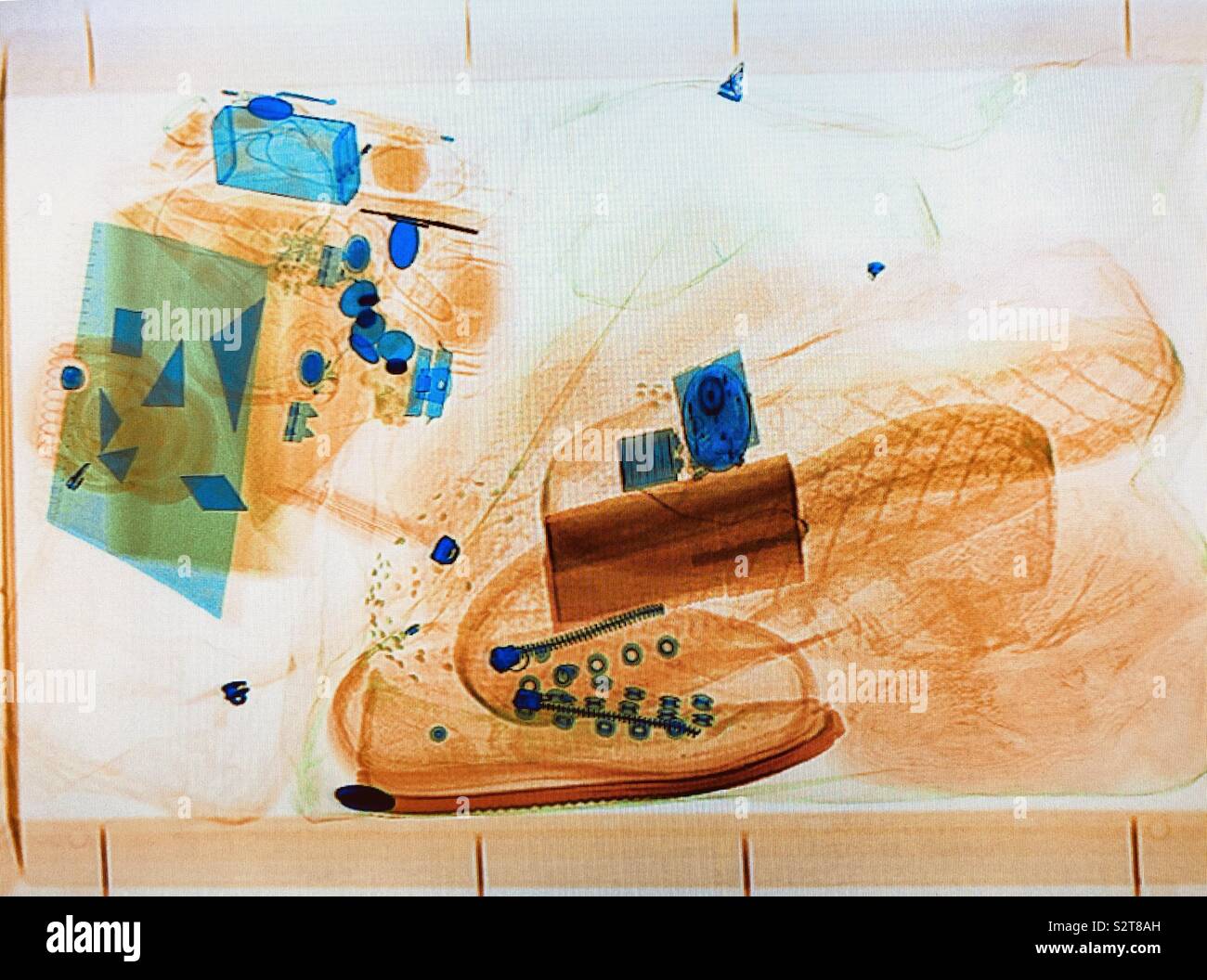 X-ray Projektion einer Bombe oder Improvised Explosive Device im ...