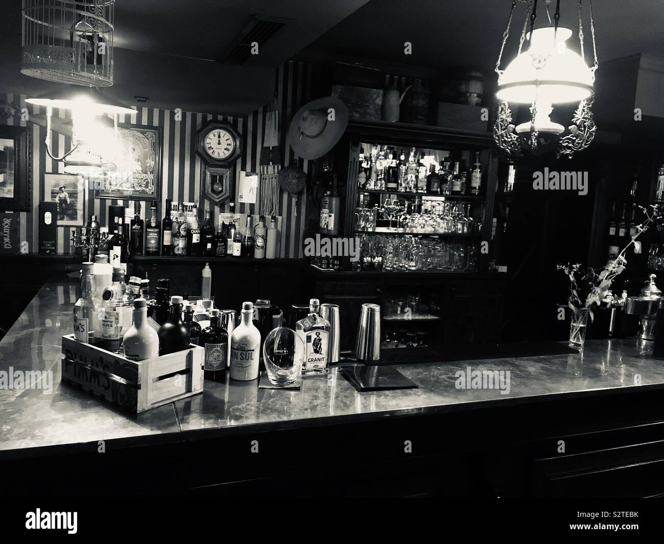 Western saloon -Fotos und -Bildmaterial in hoher Auflösung – Alamy