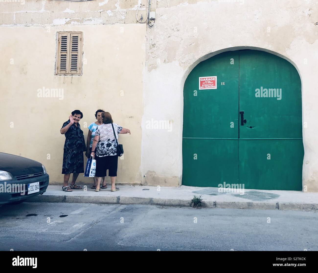 Drei alte damen -Fotos und -Bildmaterial in hoher Auflösung – Alamy