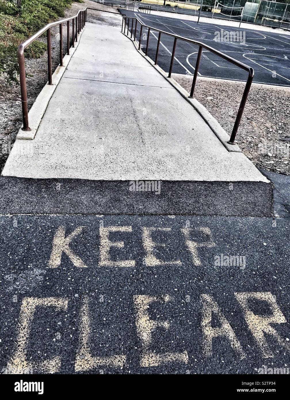 Keep clear -Fotos und -Bildmaterial in hoher Auflösung – Alamy
