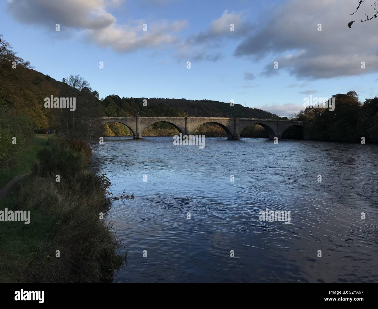 Tay bridge in dunkeld -Fotos und -Bildmaterial in hoher Auflösung – Alamy