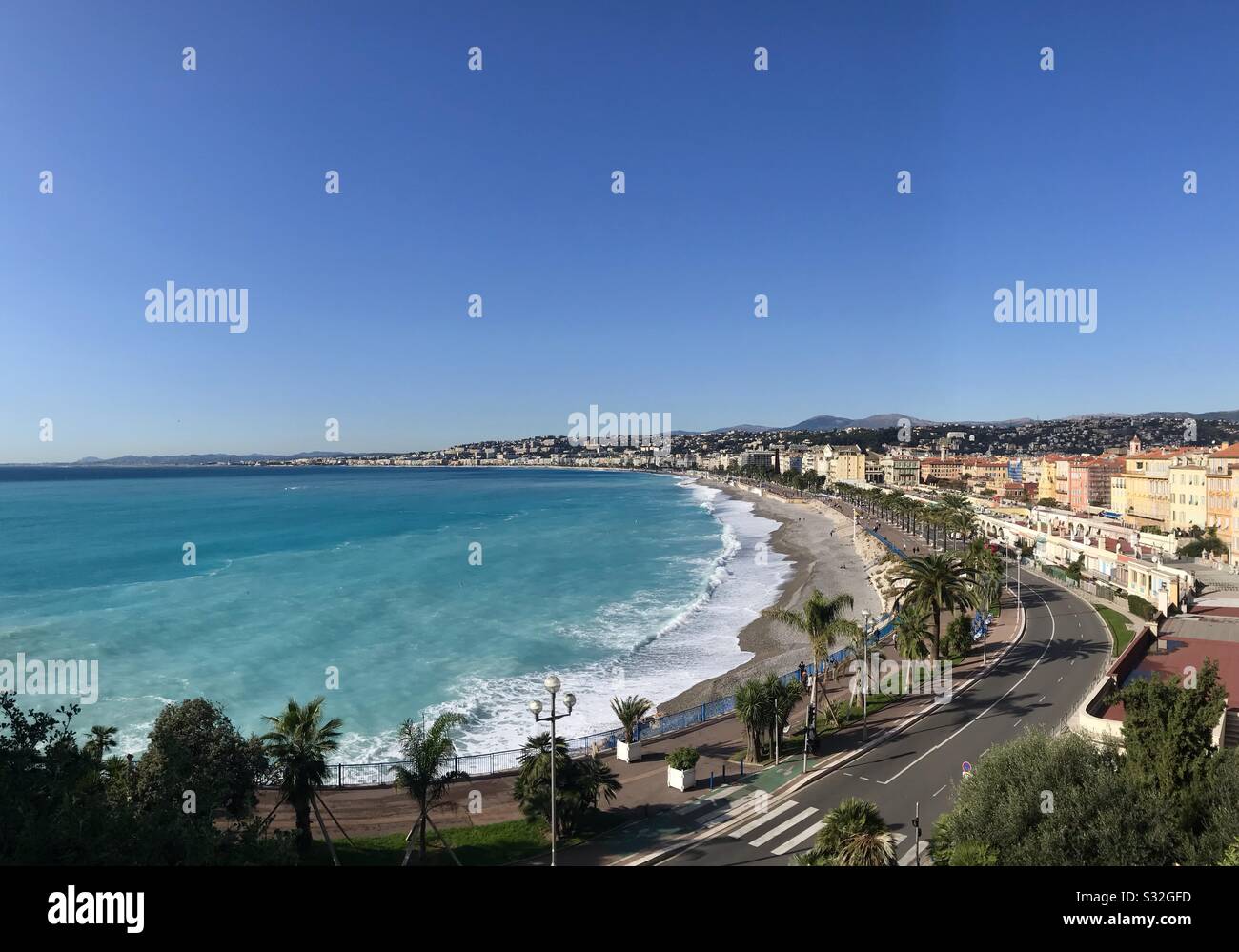 Strand in nizza frankreich Stockfotos und -bilder Kaufen - Alamy