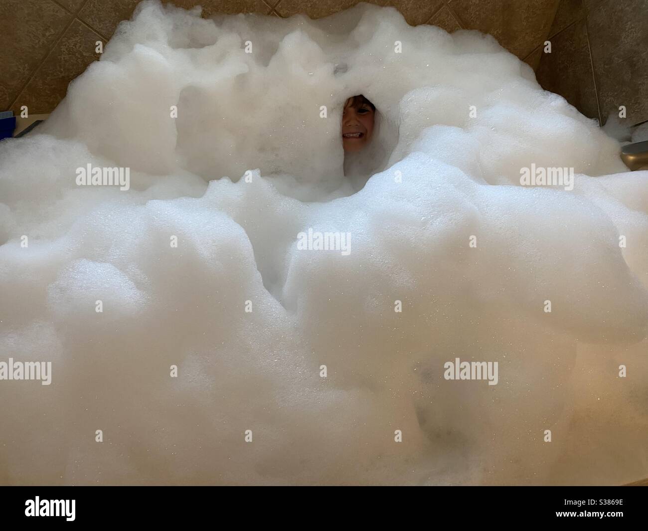 Bubble bath -Fotos und -Bildmaterial in hoher Auflösung – Alamy