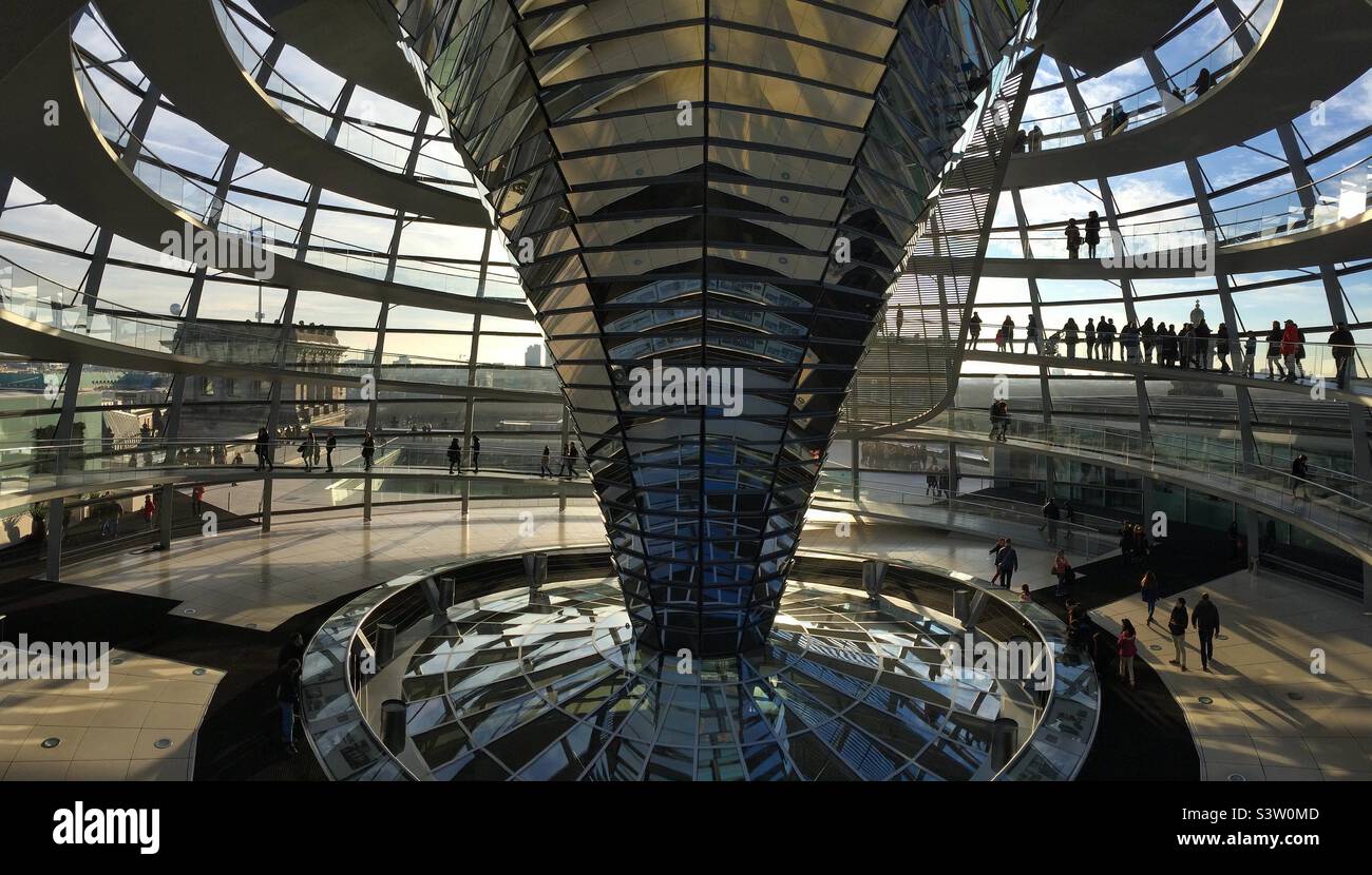Reunification berlin reichstag -Fotos und -Bildmaterial in hoher Auflösung – Alamy