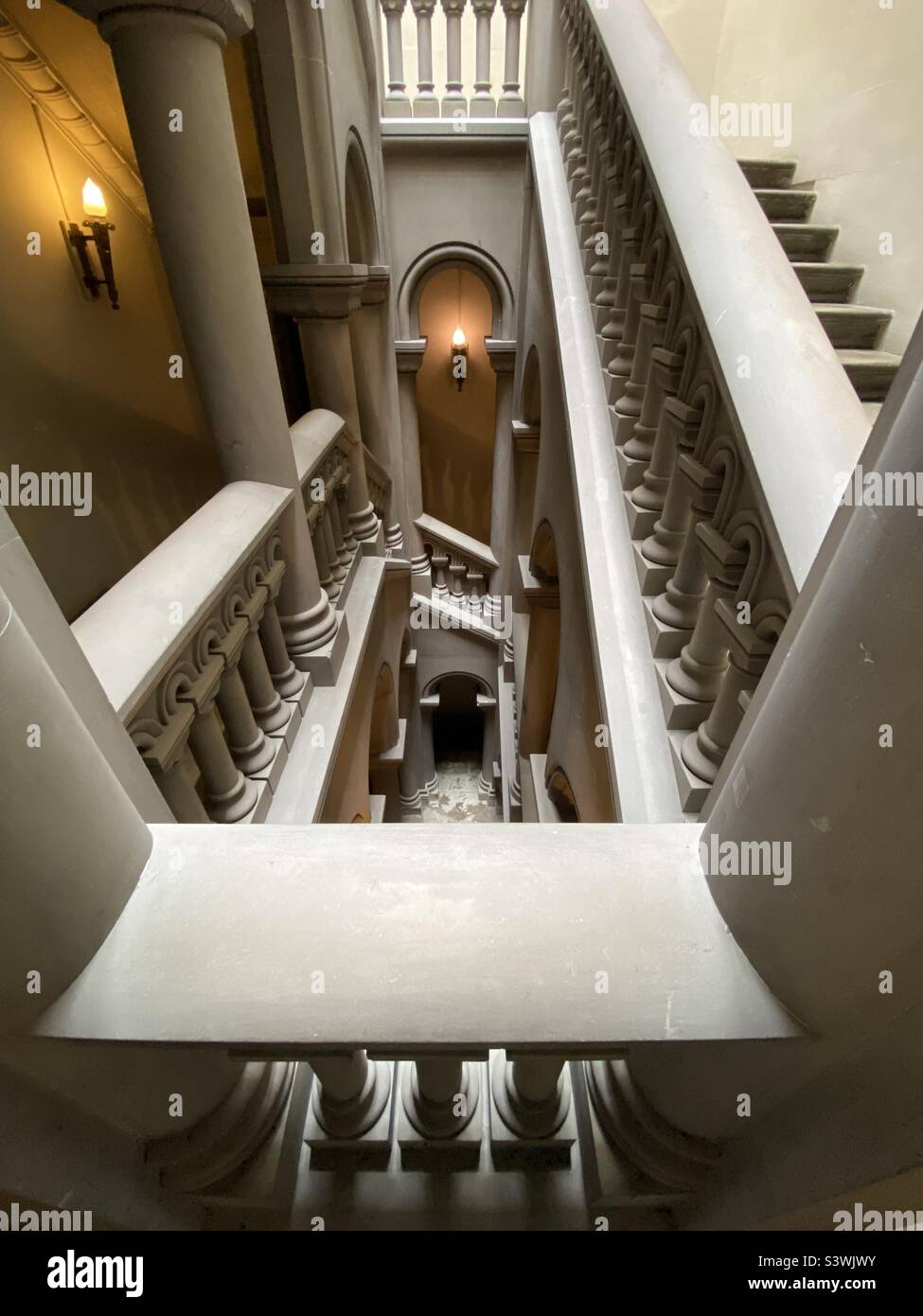 Penrhyn castle -Fotos und -Bildmaterial in hoher Auflösung – Alamy