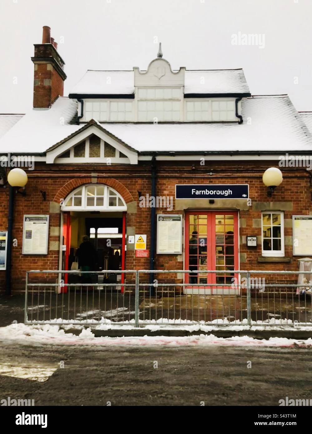 Farnborough station -Fotos und -Bildmaterial in hoher Auflösung – Alamy