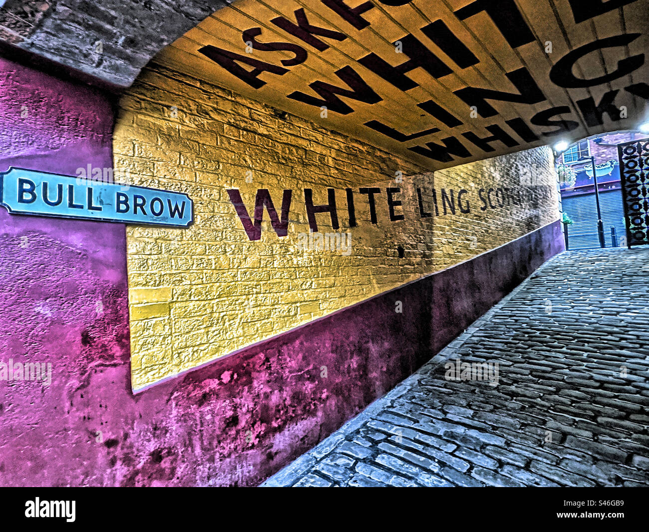 ärsche brauen -Fotos und -Bildmaterial in hoher Auflösung – Alamy