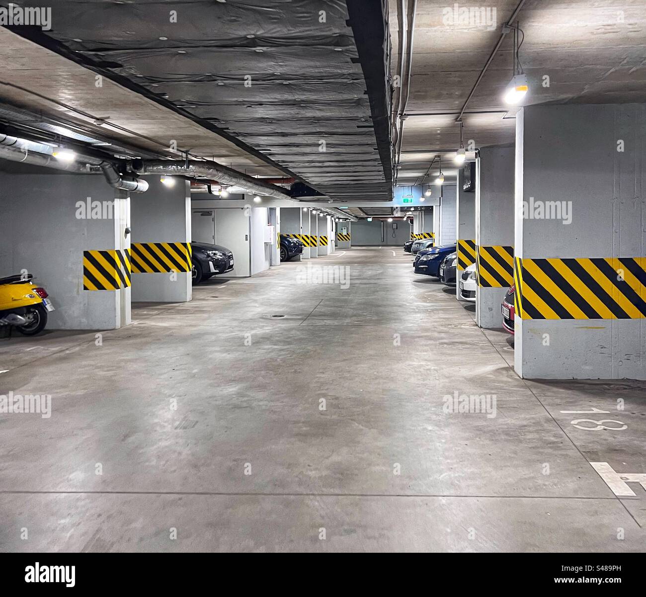 Unterirdische wohnung -Fotos und -Bildmaterial in hoher Auflösung – Alamy