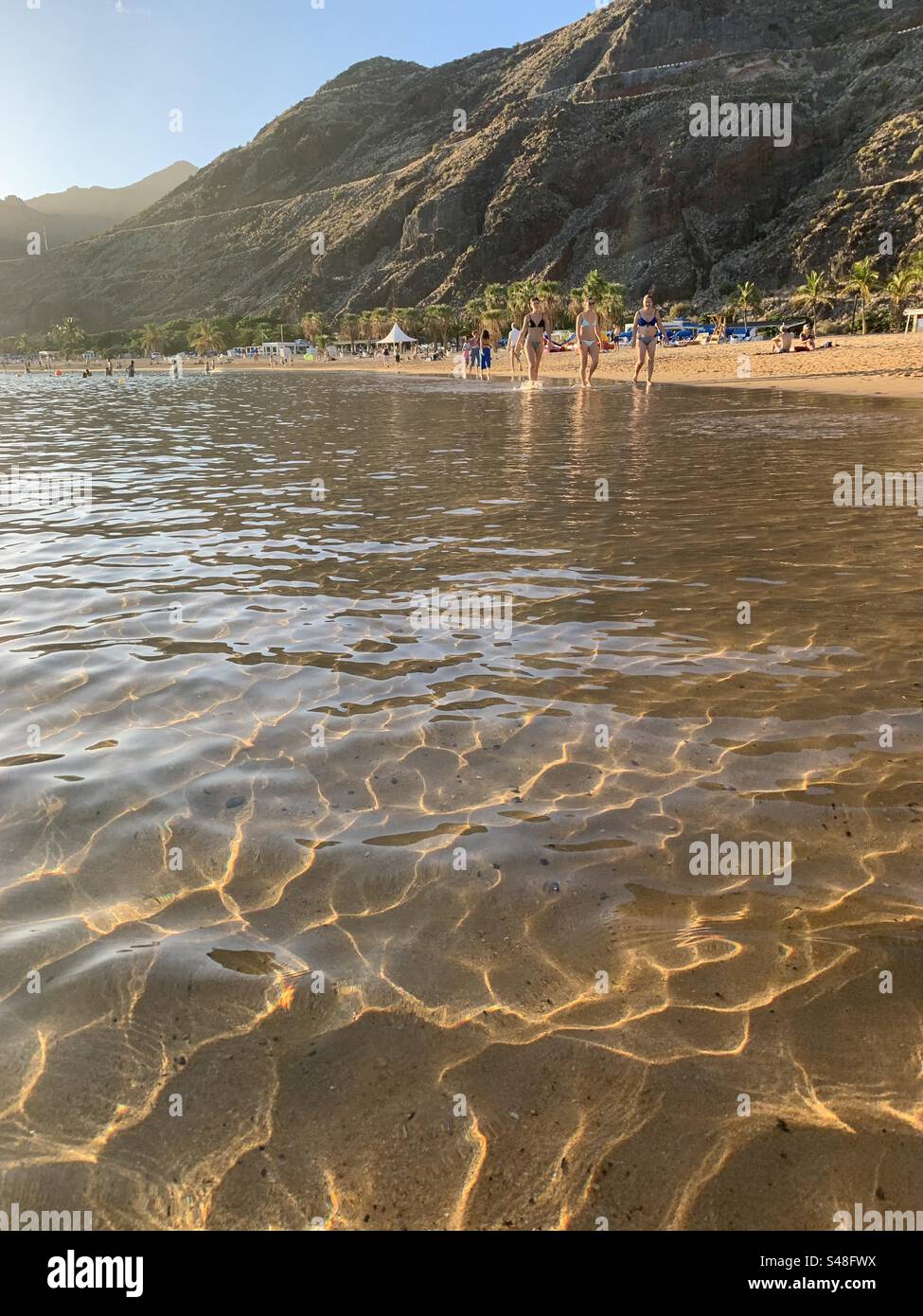 Playa de las teresitas teneriffa -Fotos und -Bildmaterial in hoher Auflösung – Alamy