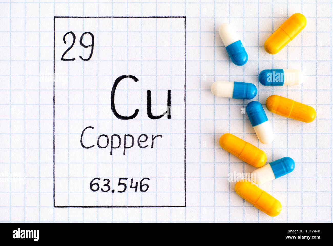 Copper chemical element -Fotos und -Bildmaterial in hoher Auflösung – Alamy