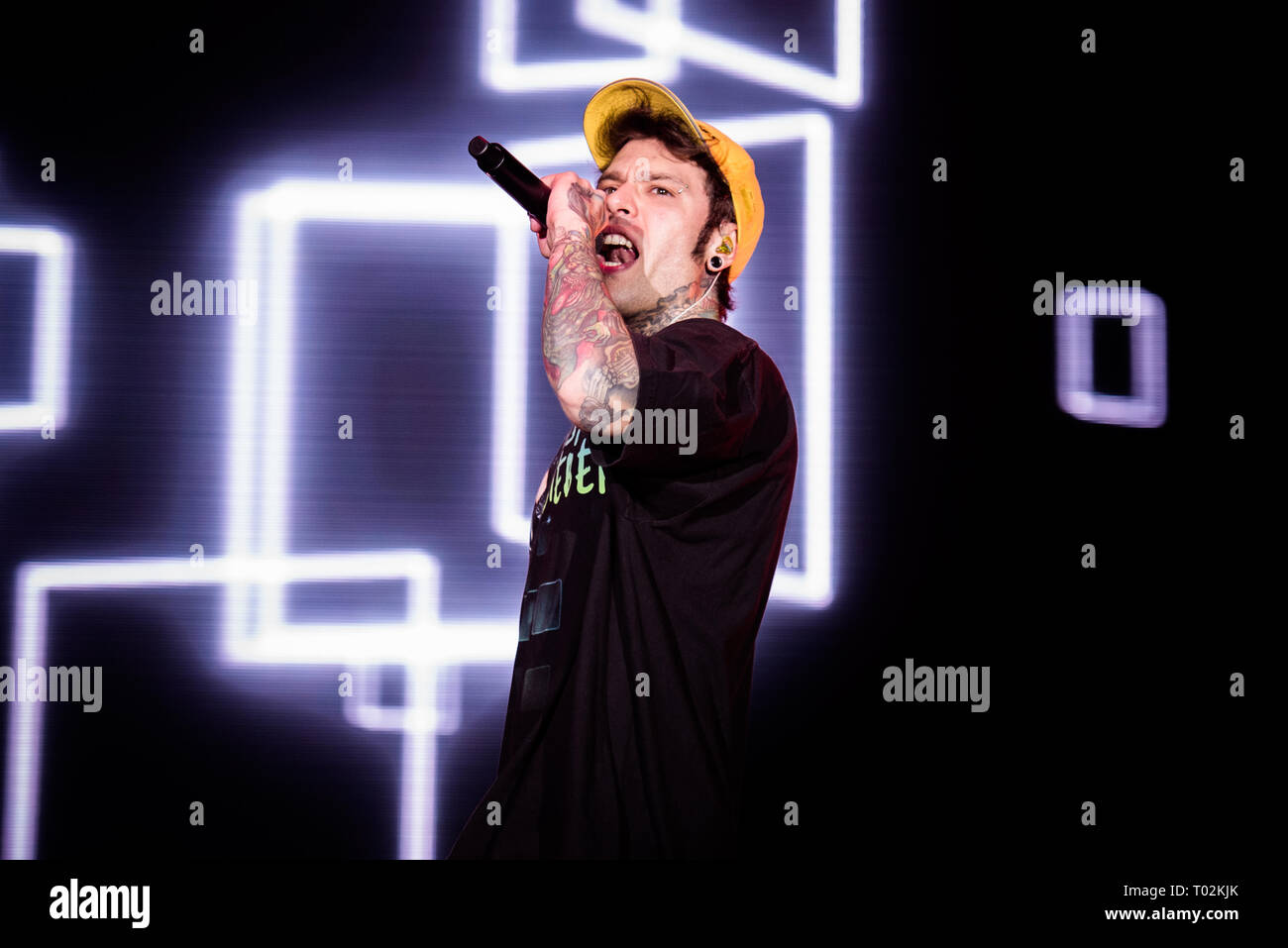 Fedez rapper -Fotos und -Bildmaterial in hoher Auflösung – Alamy