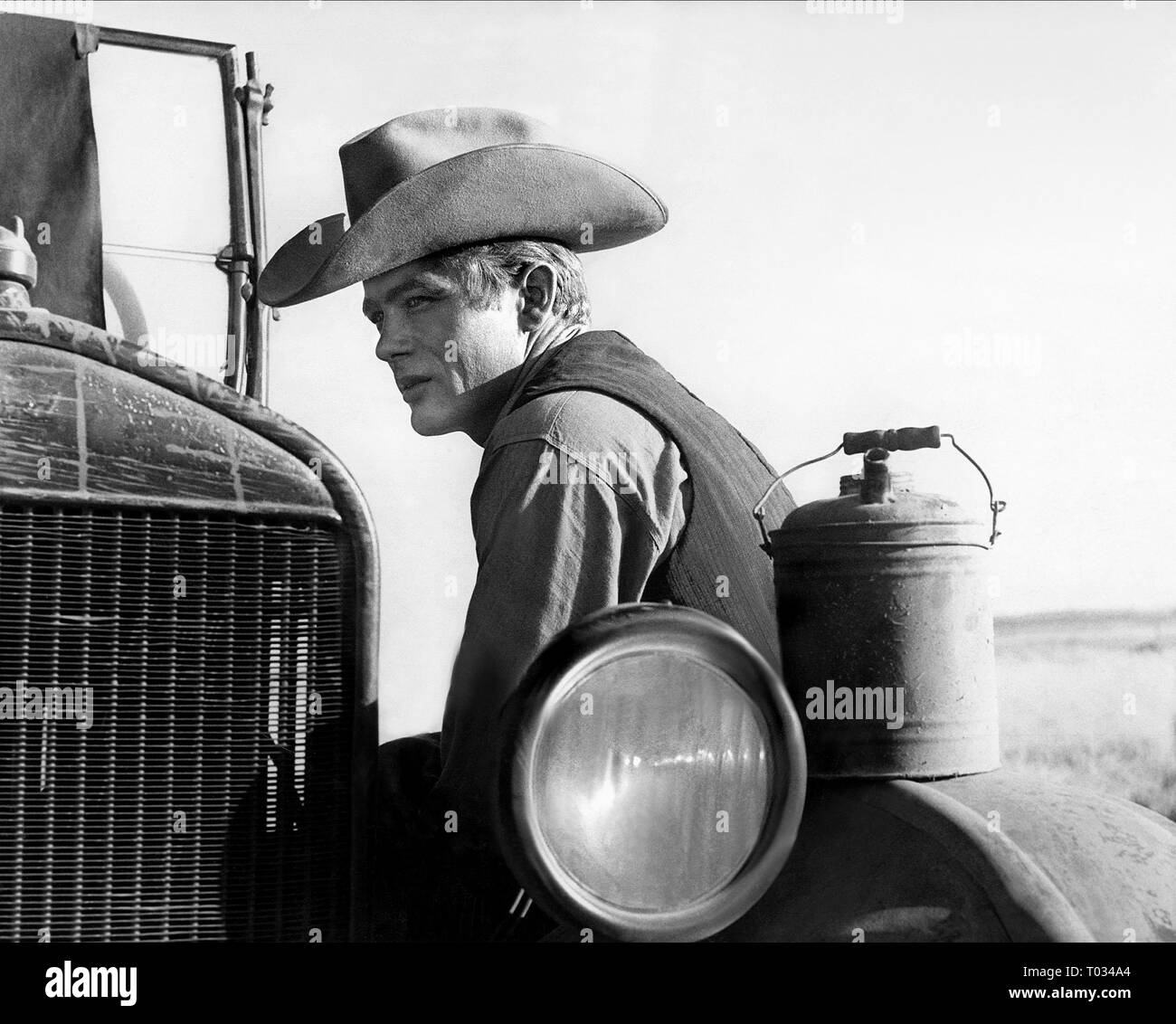 James dean giant Schwarzweiß-Stockfotos und -bilder - Alamy