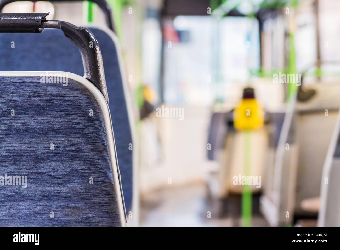 Front seat bus -Fotos und -Bildmaterial in hoher Auflösung – Alamy