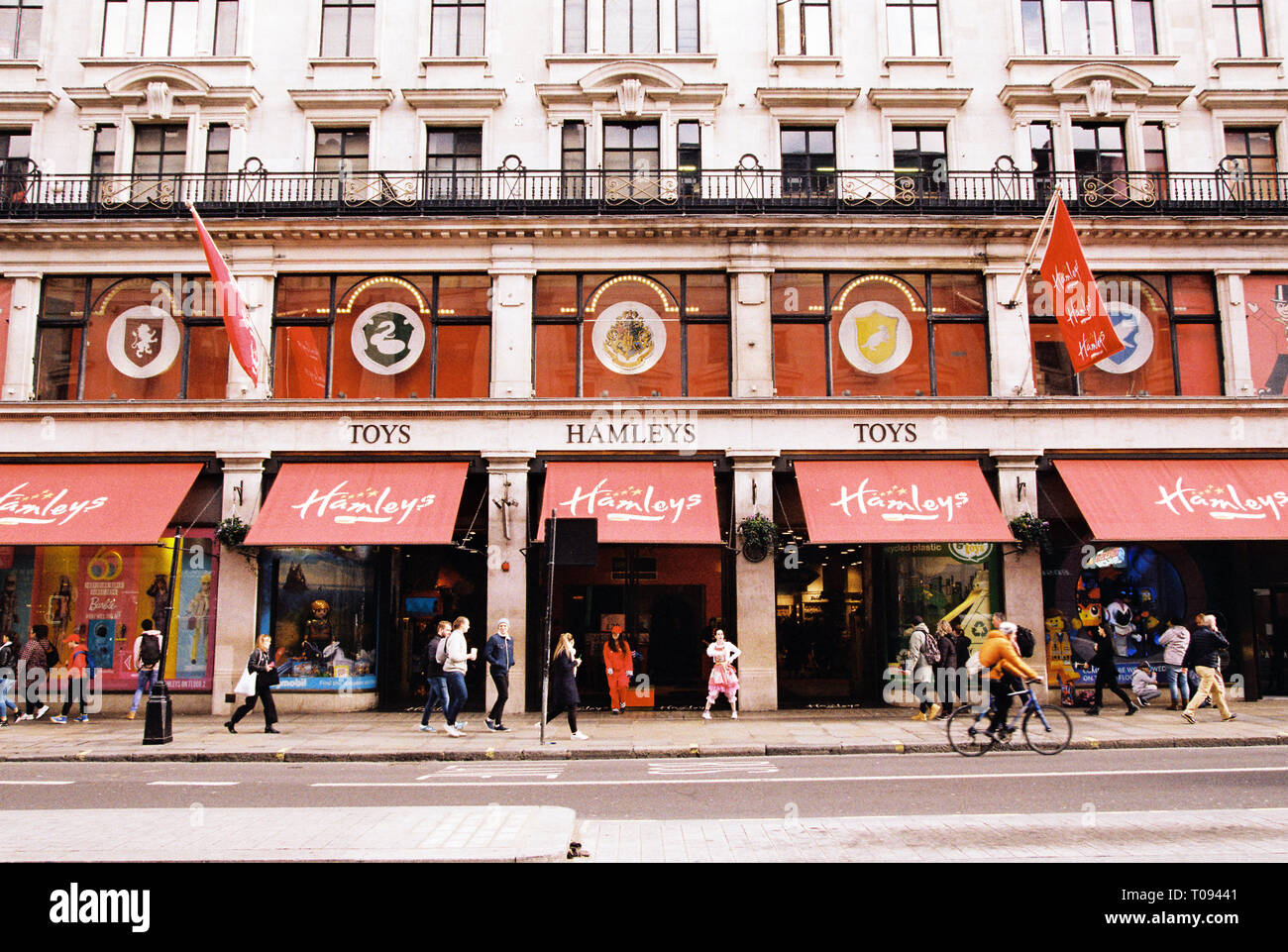Hamleys regents street -Fotos und -Bildmaterial in hoher Auflösung – Alamy