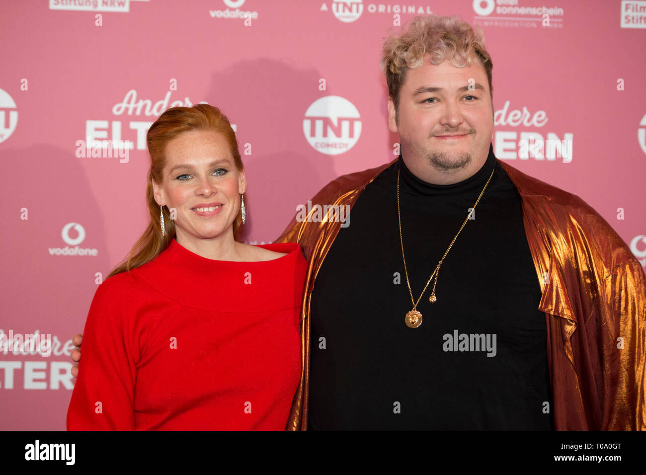 Von links: Henny REENTS, Schauspielerin, Daniel ZILLMANN, Schauspieler ...