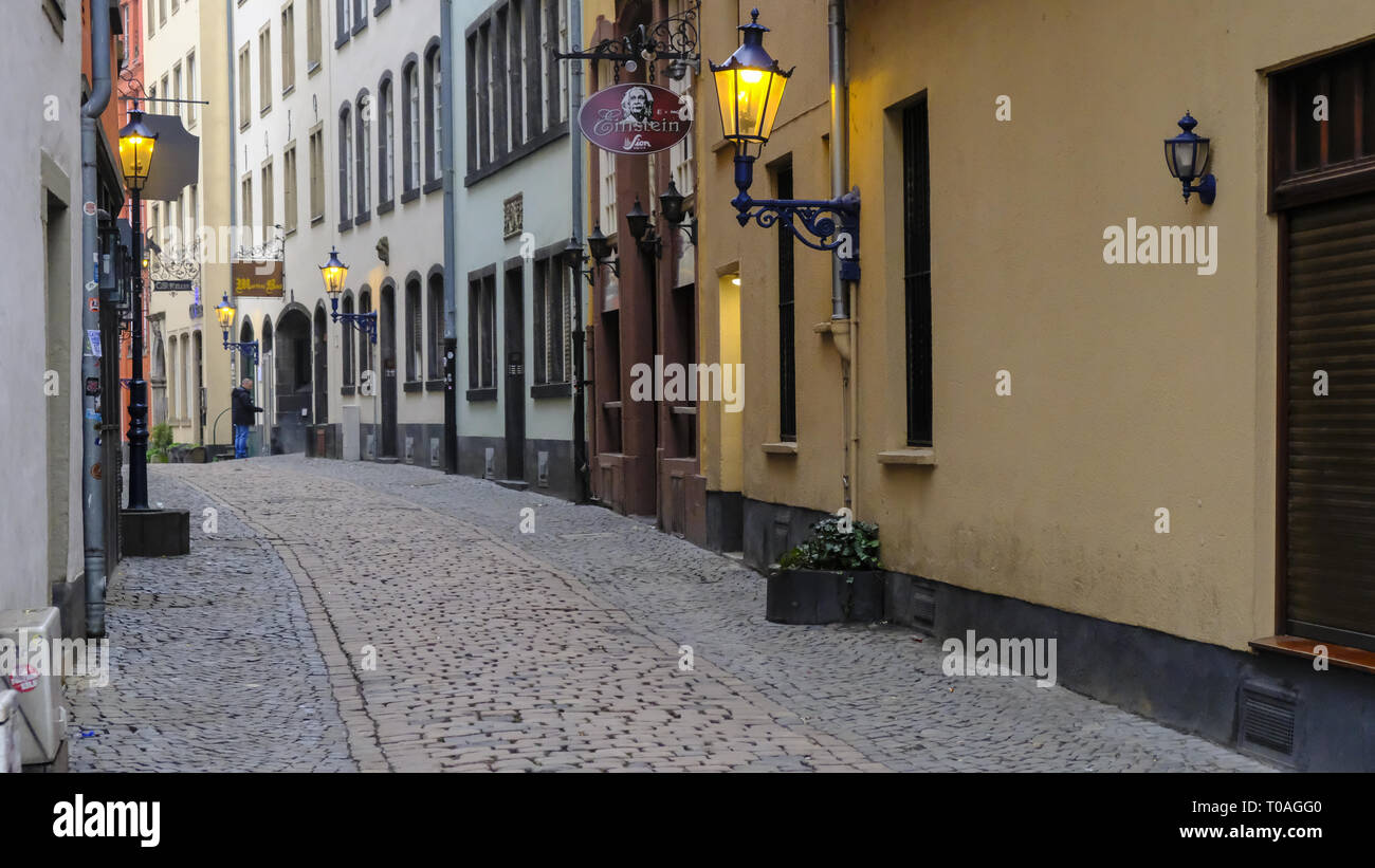 Koeln altstadt -Fotos und -Bildmaterial in hoher Auflösung – Alamy