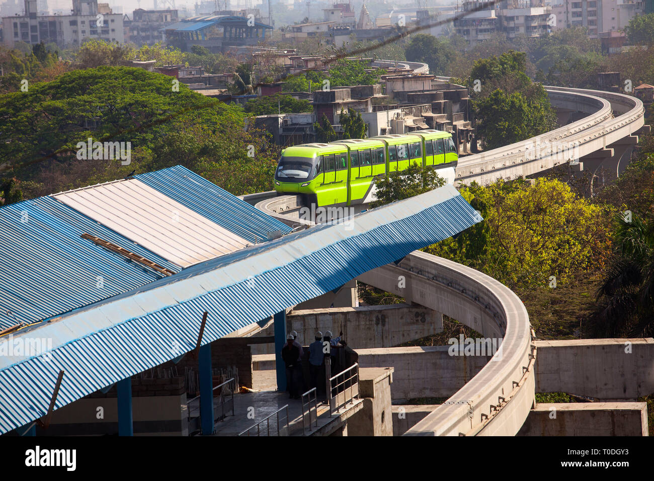Mumbai Monorail Stockfotos und -bilder Kaufen - Alamy
