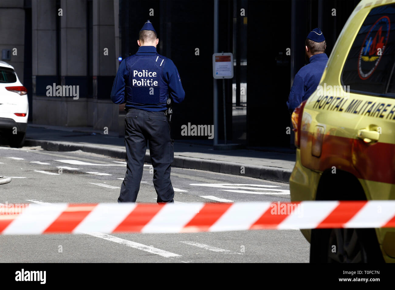 Belgische polizei razzia -Fotos und -Bildmaterial in hoher Auflösung ...