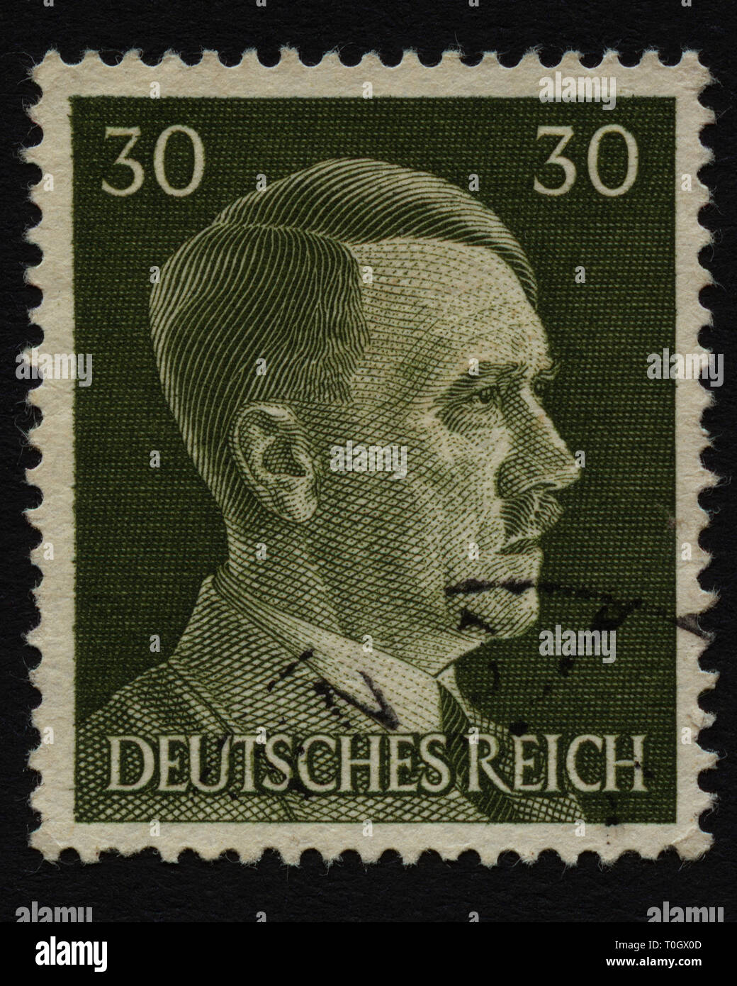 Ns-DEUTSCHLAND - ca. 1941. Briefmarke mit dem Porträt von Adolf Hitler ...