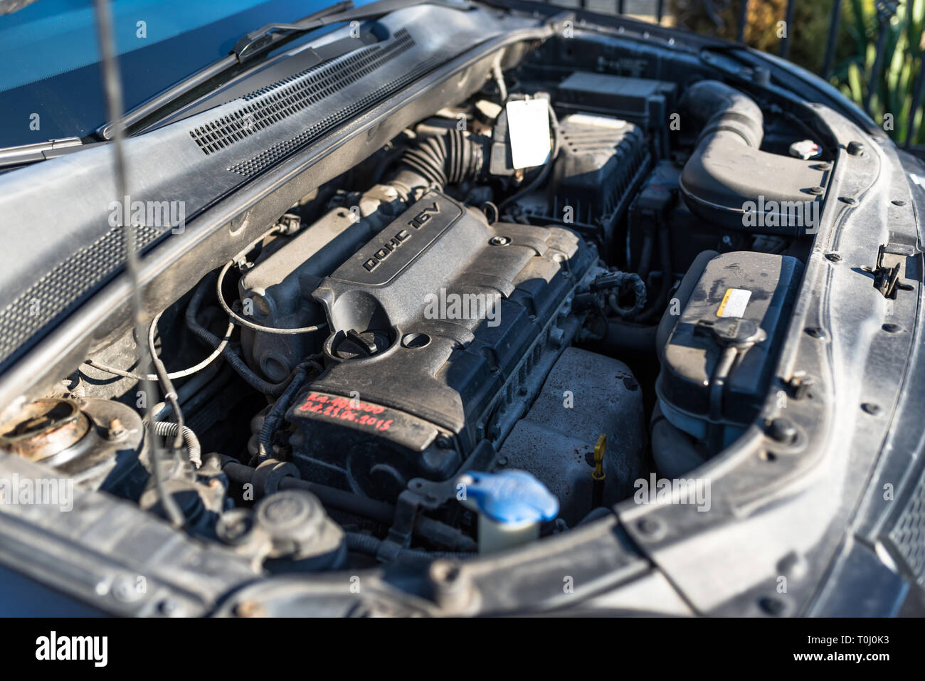 Elektroauto motorraum -Fotos und -Bildmaterial in hoher Auflösung – Alamy