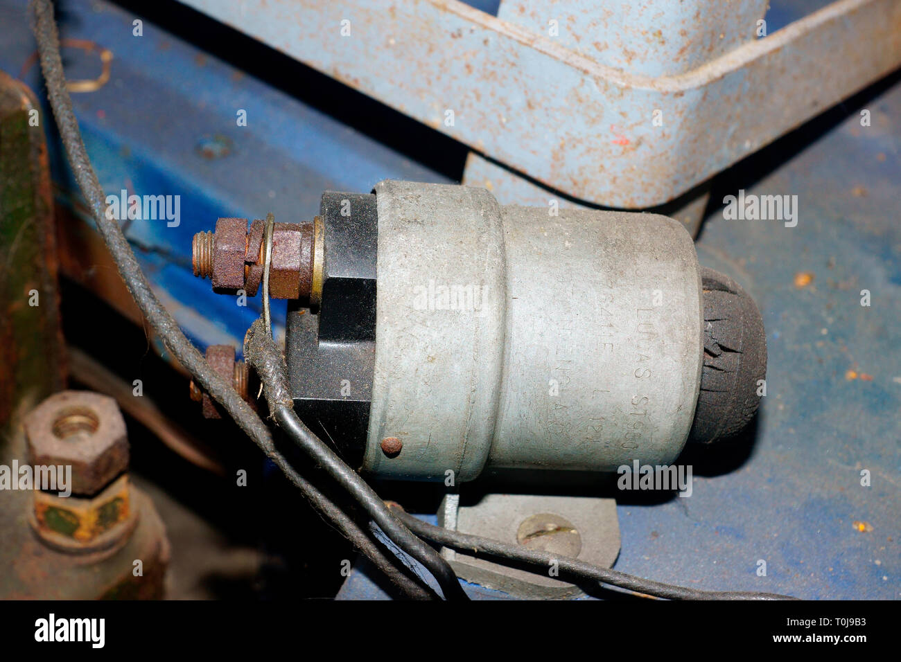 Auto starter magnetspule -Fotos und -Bildmaterial in hoher Auflösung ...