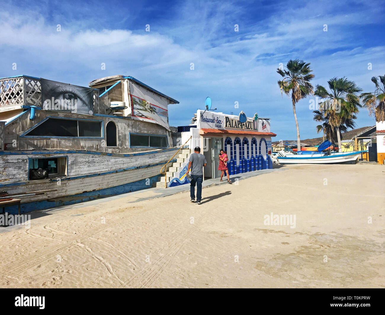 Strandbar hauptstadt strand -Fotos und -Bildmaterial in hoher Auflösung ...