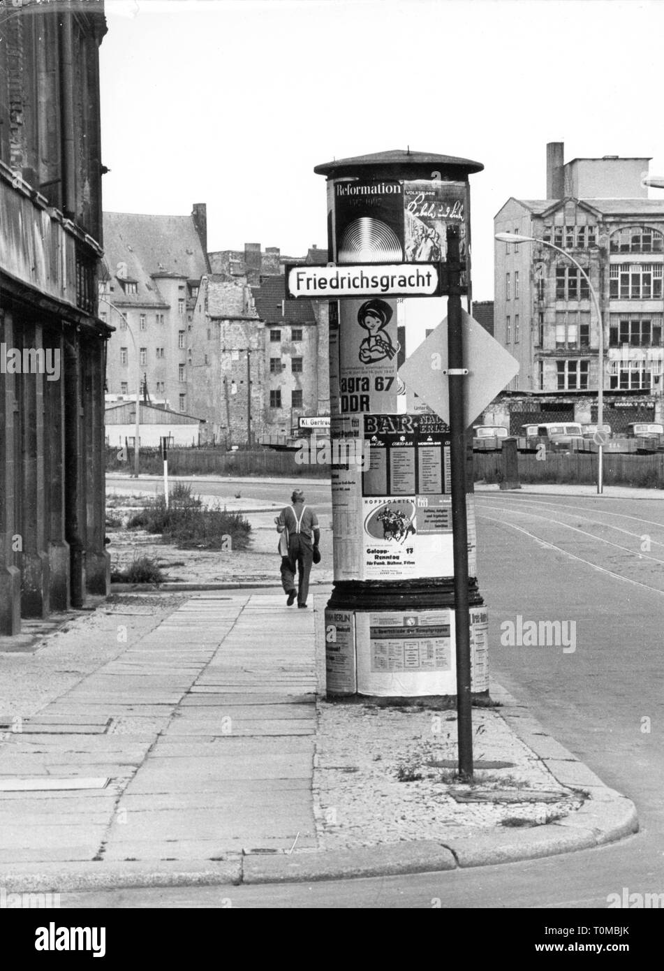 Berliner straßen -Fotos und -Bildmaterial in hoher Auflösung – Alamy