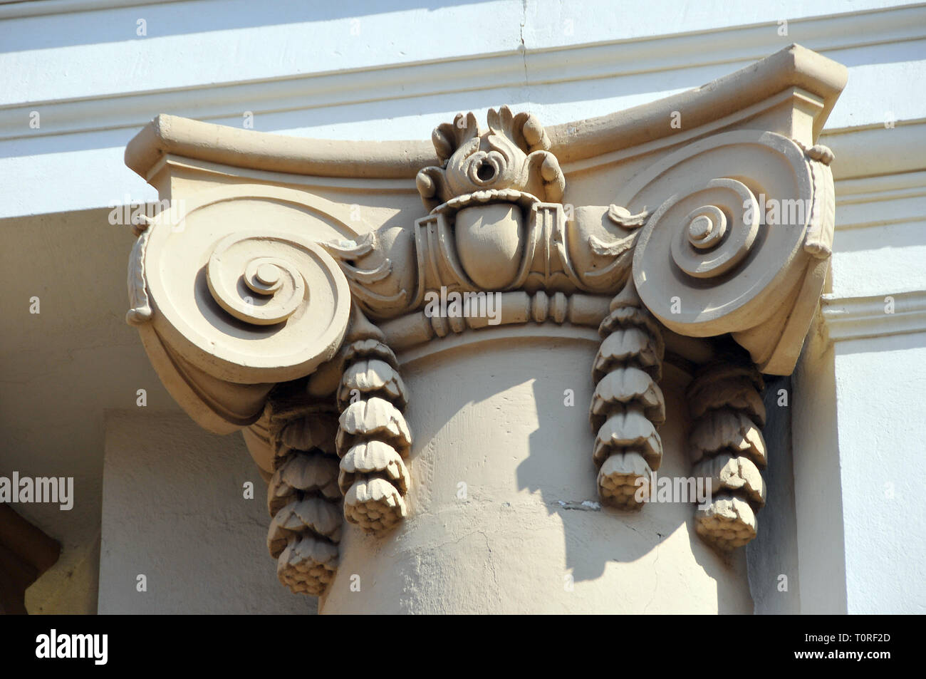 Saint emeric piarist kirche -Fotos und -Bildmaterial in hoher Auflösung ...