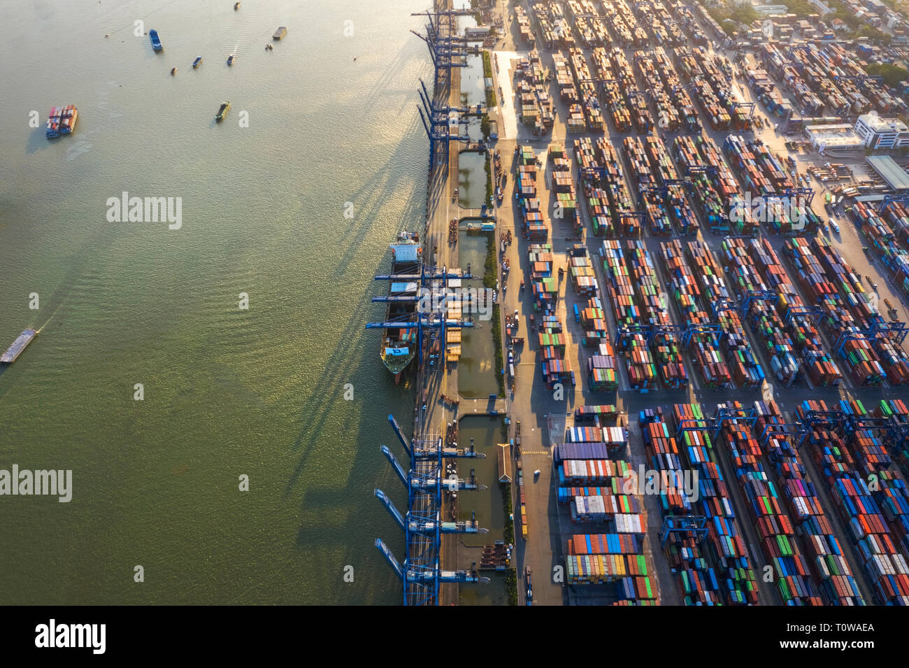 Cat lai port -Fotos und -Bildmaterial in hoher Auflösung – Alamy