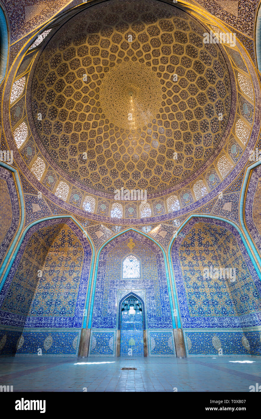 Sheikh Lotfollah-Moschee-Interieur, Isfahan, Iran Stockfotografie - Alamy