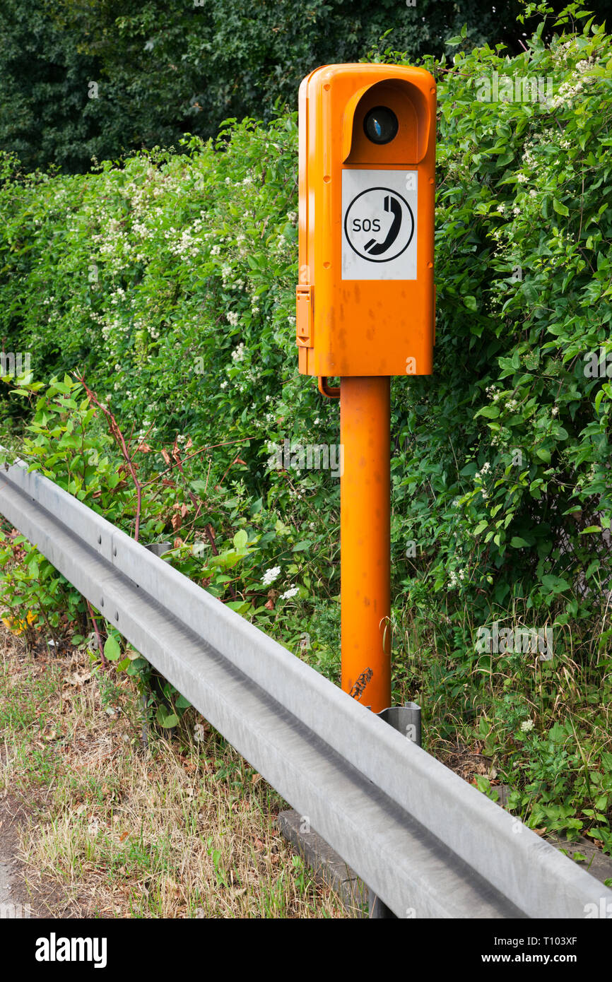 Notruf box -Fotos und -Bildmaterial in hoher Auflösung – Alamy