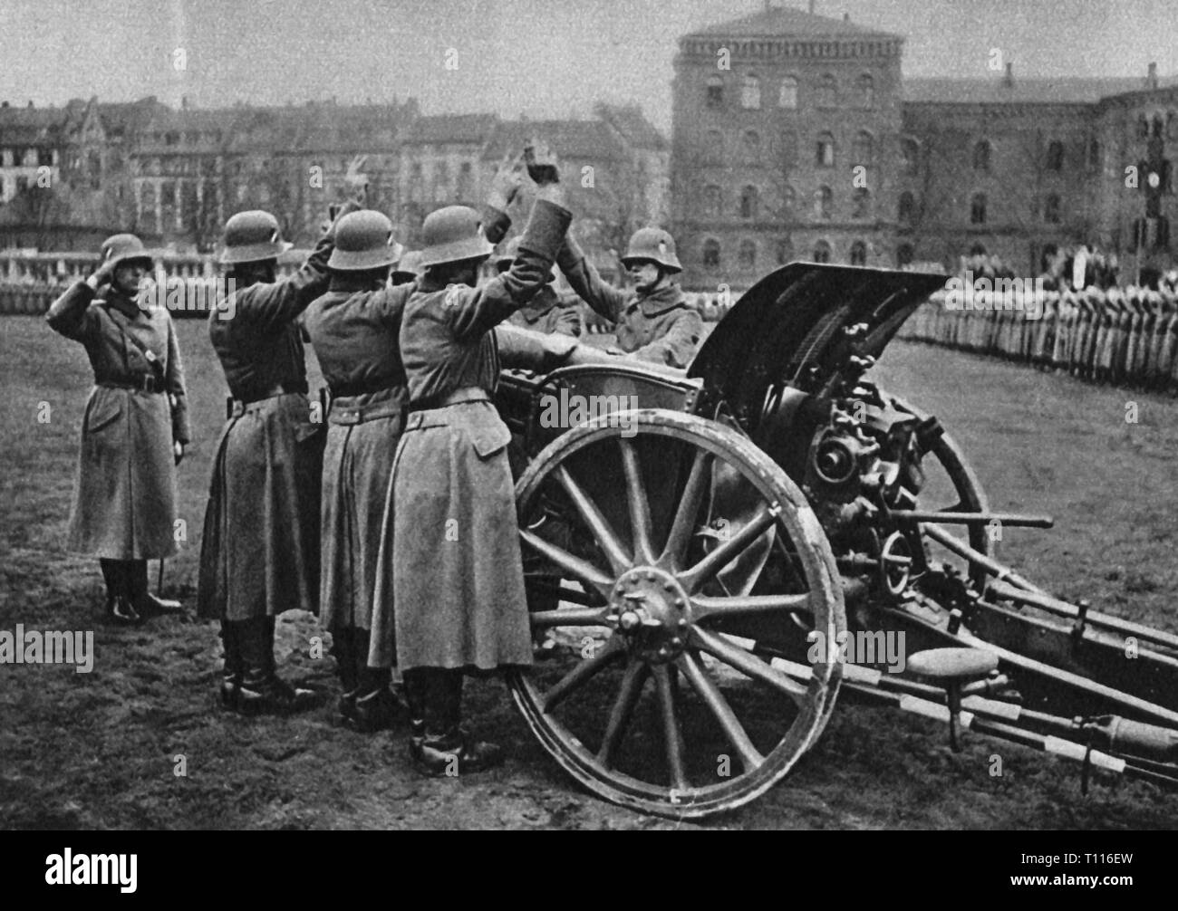 Vereidigung bundeswehr -Fotos und -Bildmaterial in hoher Auflösung – Alamy