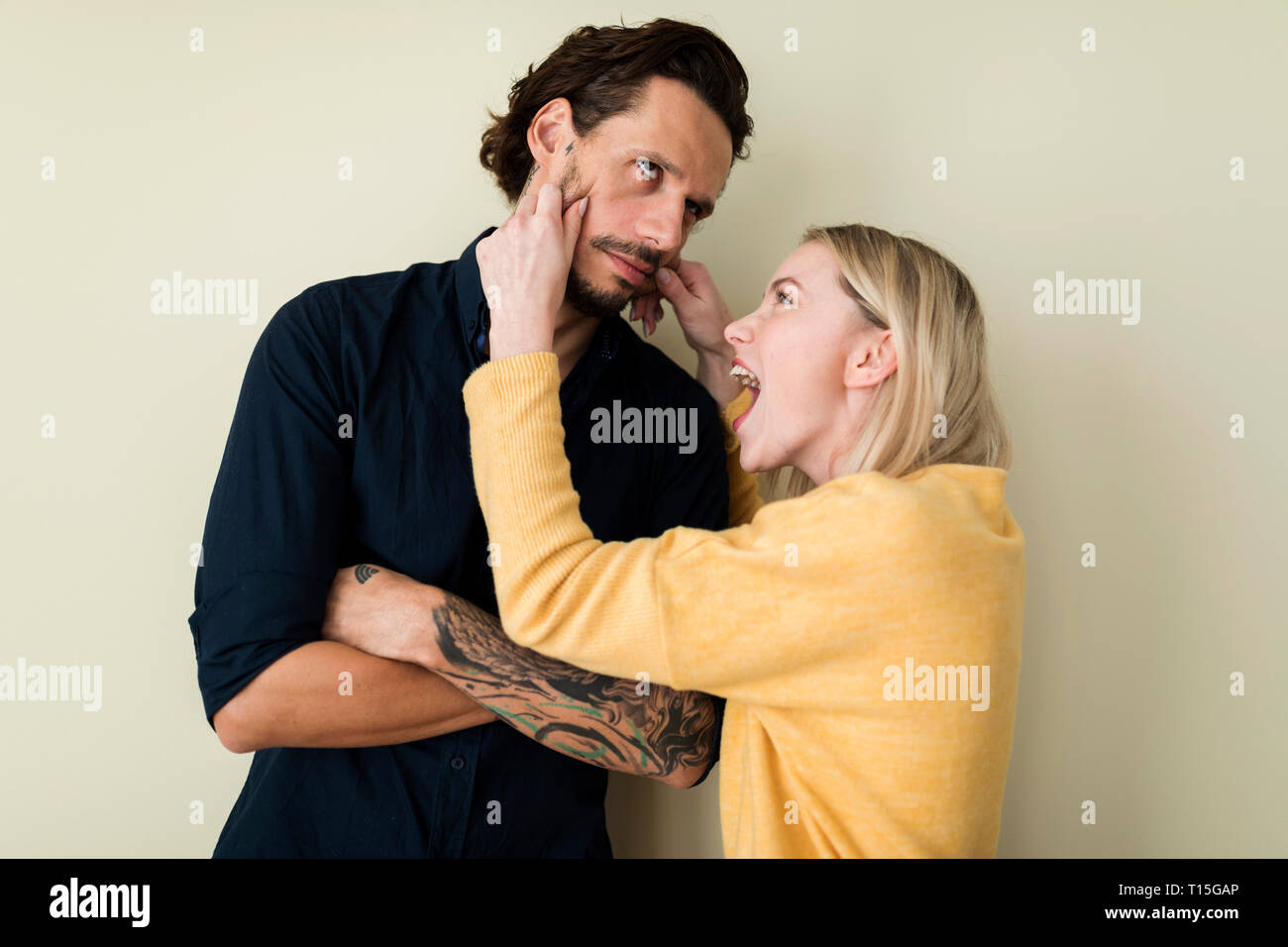 Lustige gesichter -Fotos und -Bildmaterial in hoher Auflösung – Alamy