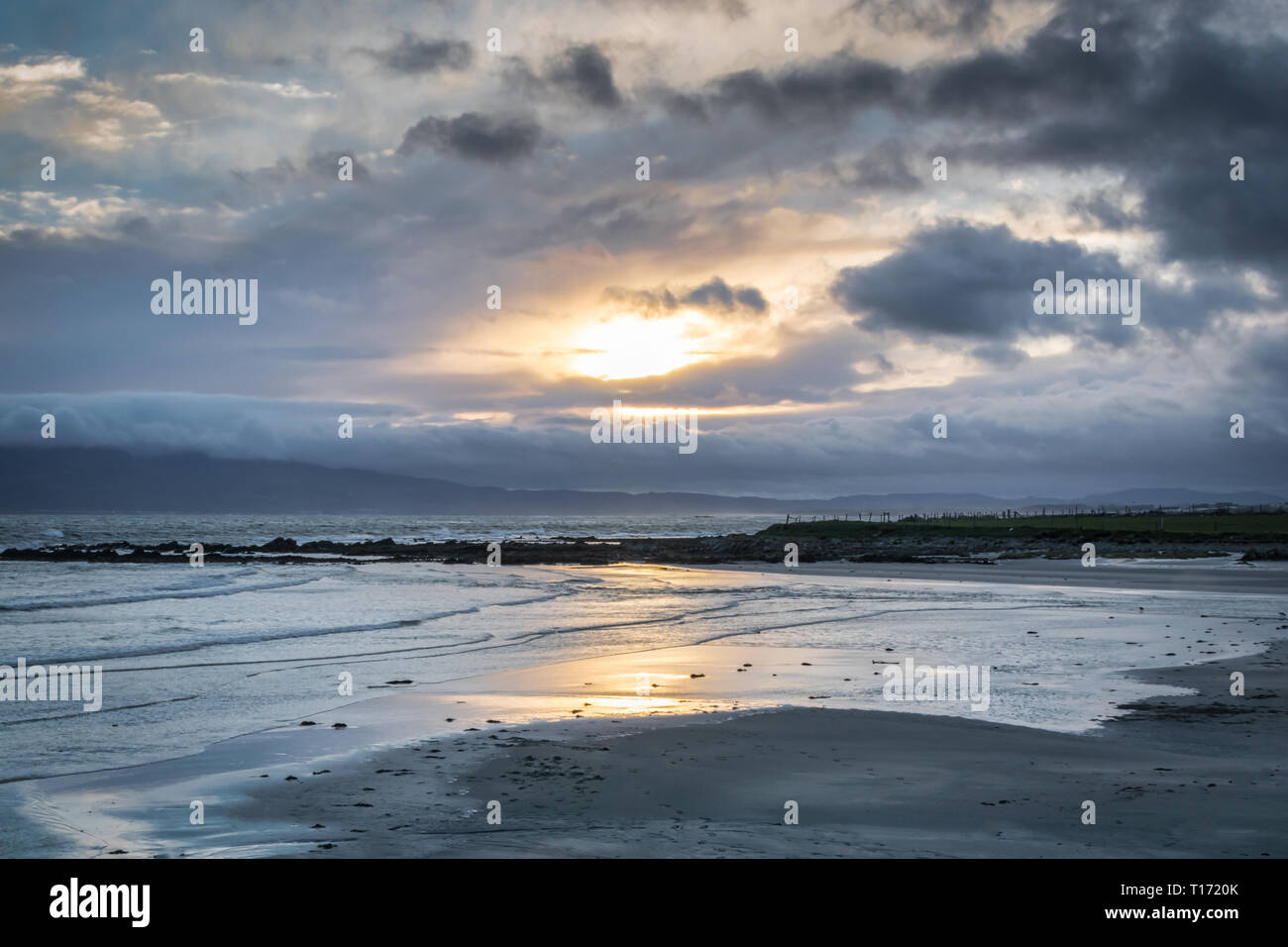 Rossglass strand -Fotos und -Bildmaterial in hoher Auflösung – Alamy