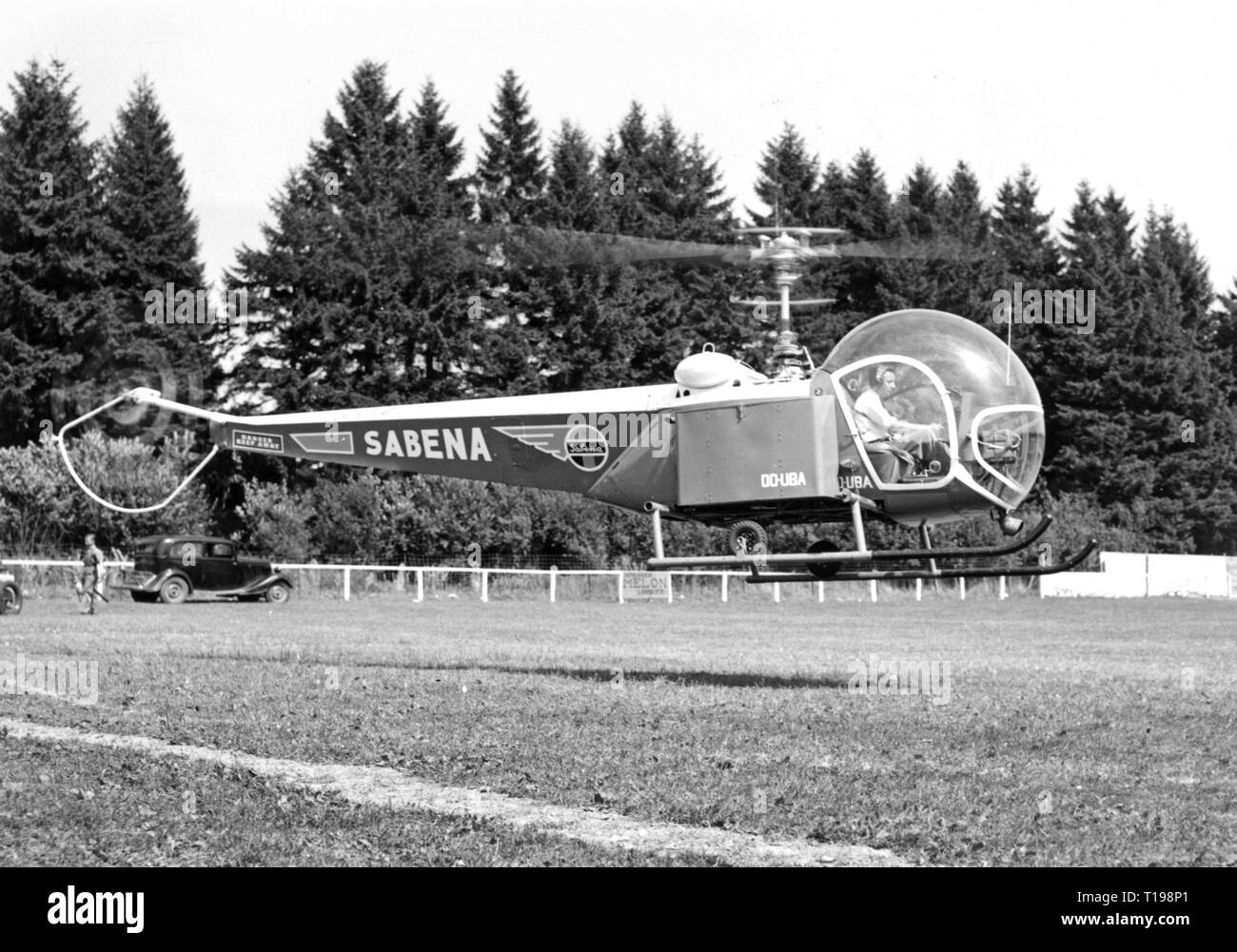 Mail, Zeppelin, Hubschrauber Bell 47 D im Postdienst der Sabena, die ...