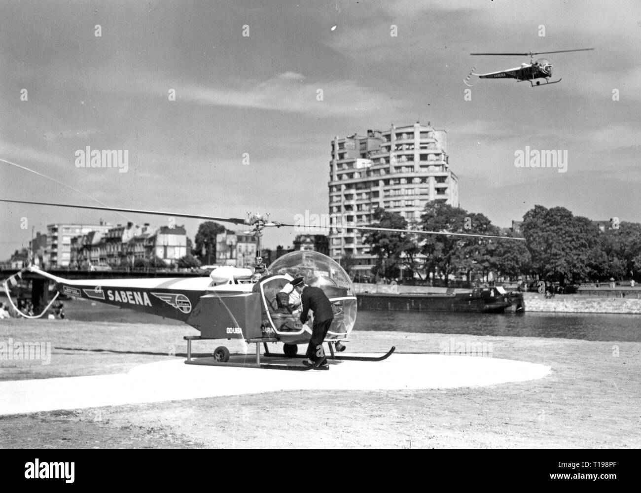 Mail, Zeppelin, Hubschrauber Bell 47 D im Postdienst der Sabena ...