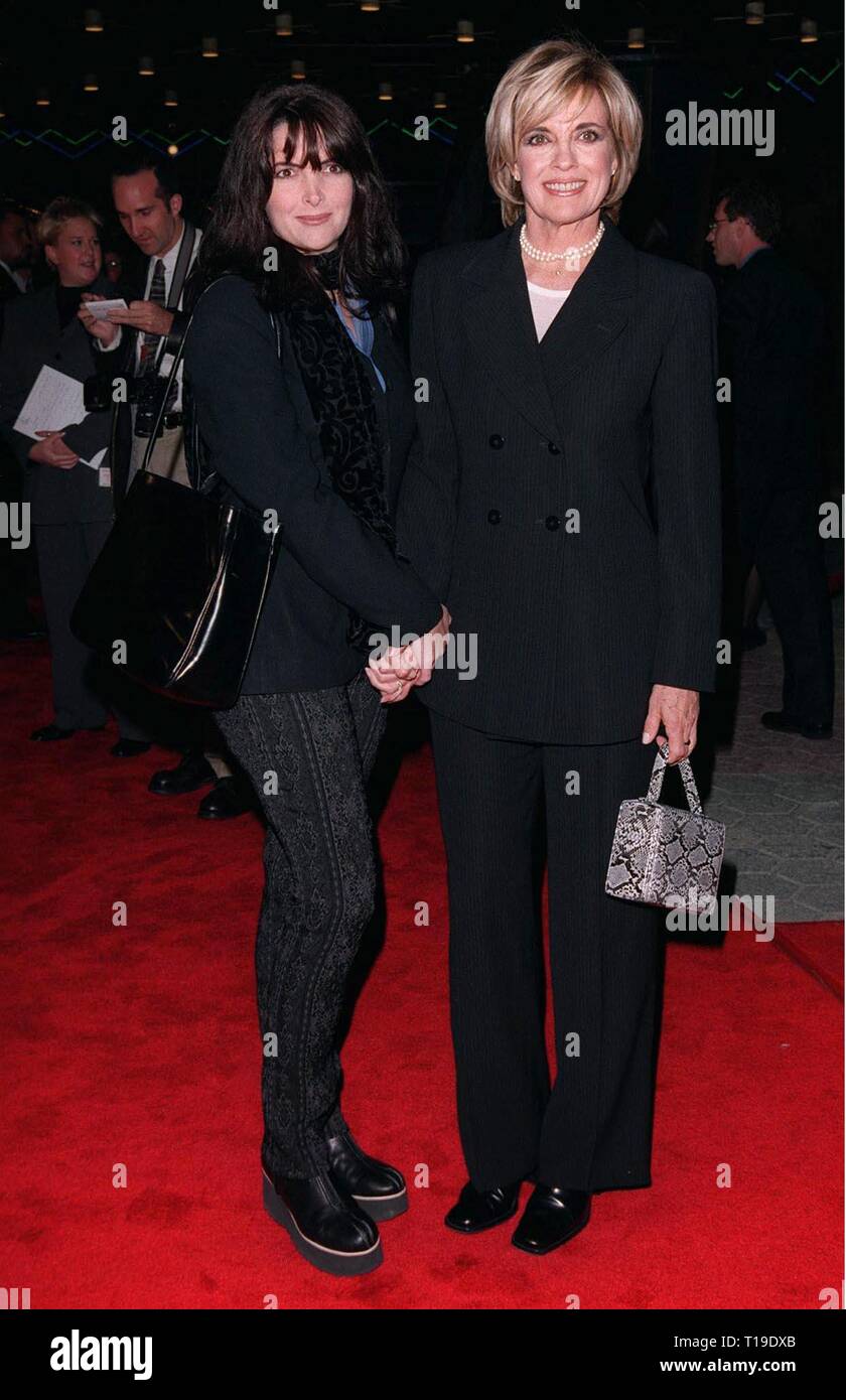 LOS ANGELES, Ca - 12. März 1998: ehemalige Dallas star LINDA GRAY ...