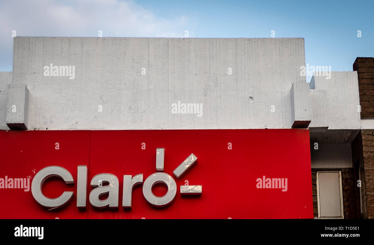 Claro store shop -Fotos und -Bildmaterial in hoher Auflösung – Alamy