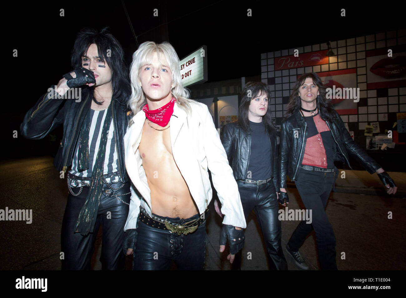 Der Schmutz, Douglas Booth, Daniel Webber, Iwan forfaitierenden ...