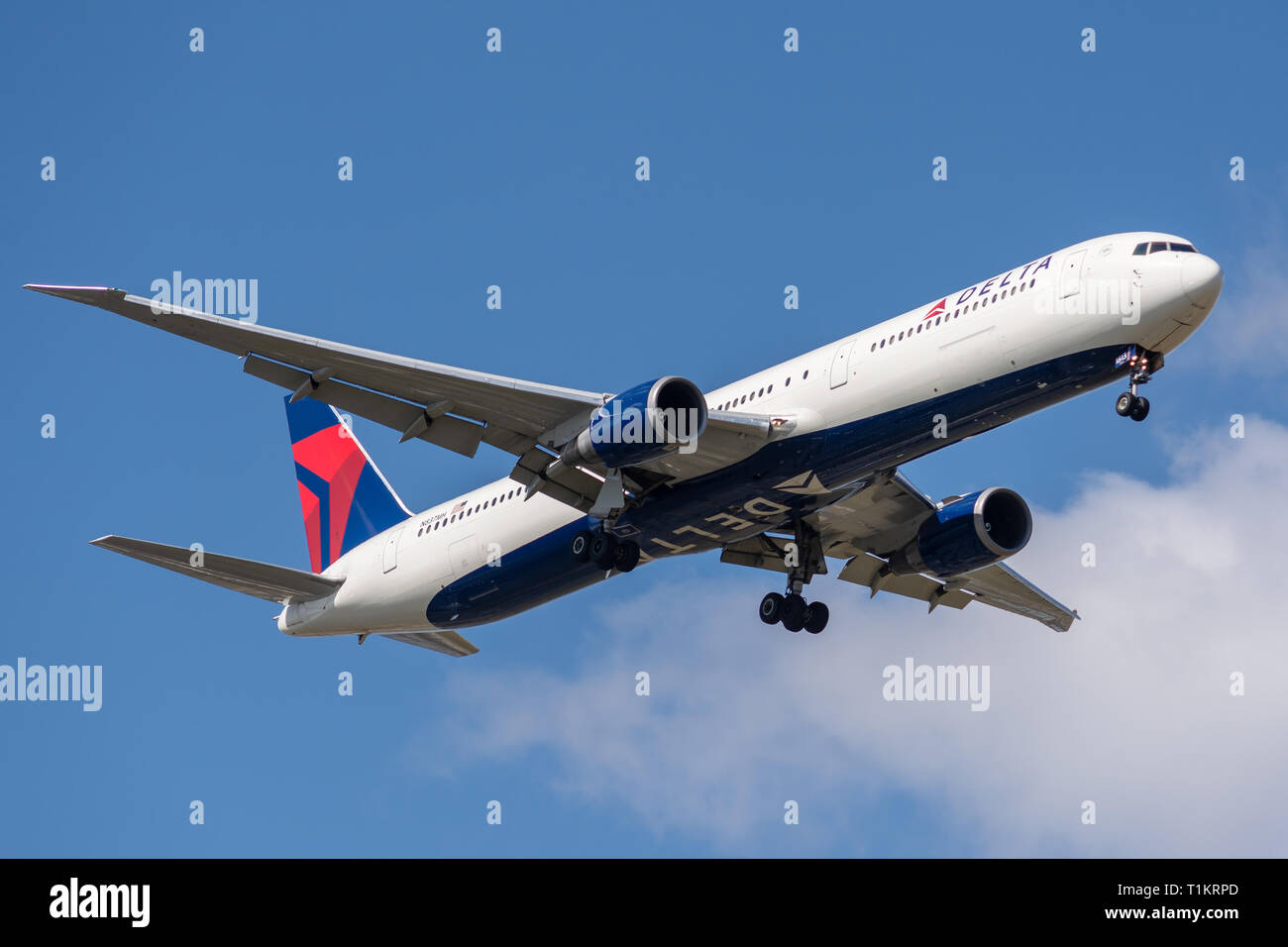 Boeing 767 432er -Fotos und -Bildmaterial in hoher Auflösung – Alamy