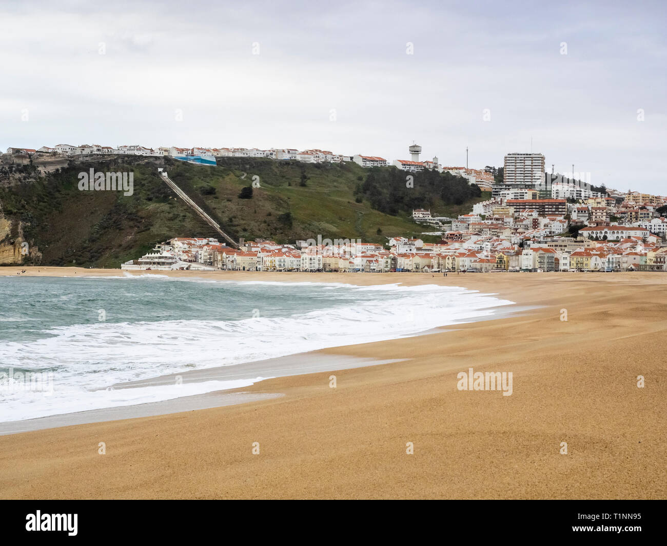Nazare seilbahn -Fotos und -Bildmaterial in hoher Auflösung – Alamy