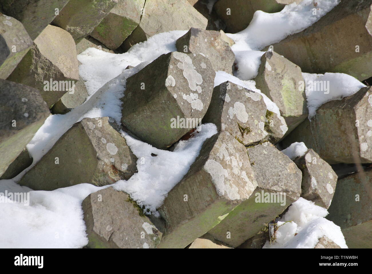 Basaltprismenwand am gangolfsberg -Fotos und -Bildmaterial in hoher ...