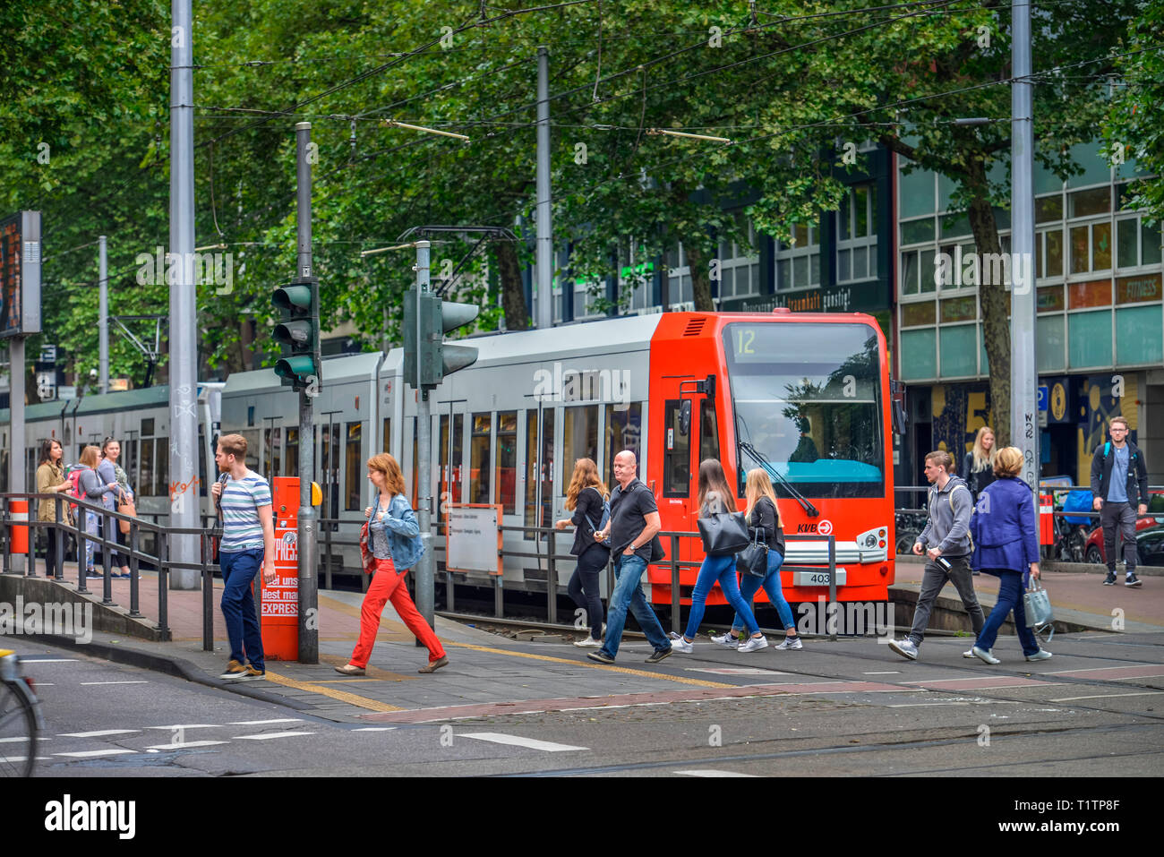 Cologne tram -Fotos und -Bildmaterial in hoher Auflösung – Alamy