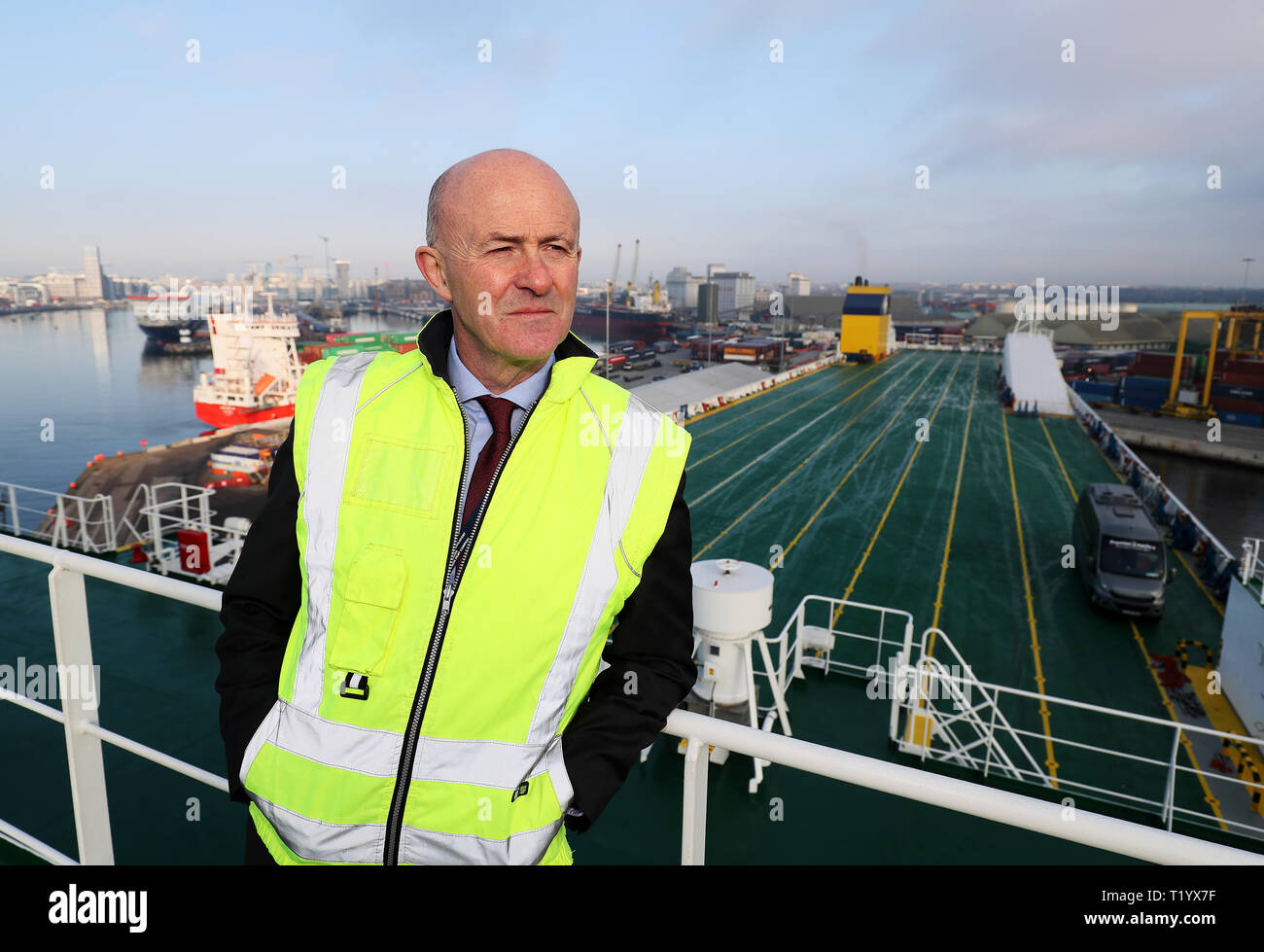 Dublin Port chief executive Eamonn O'Reilly an Bord der MV Laureline in ...