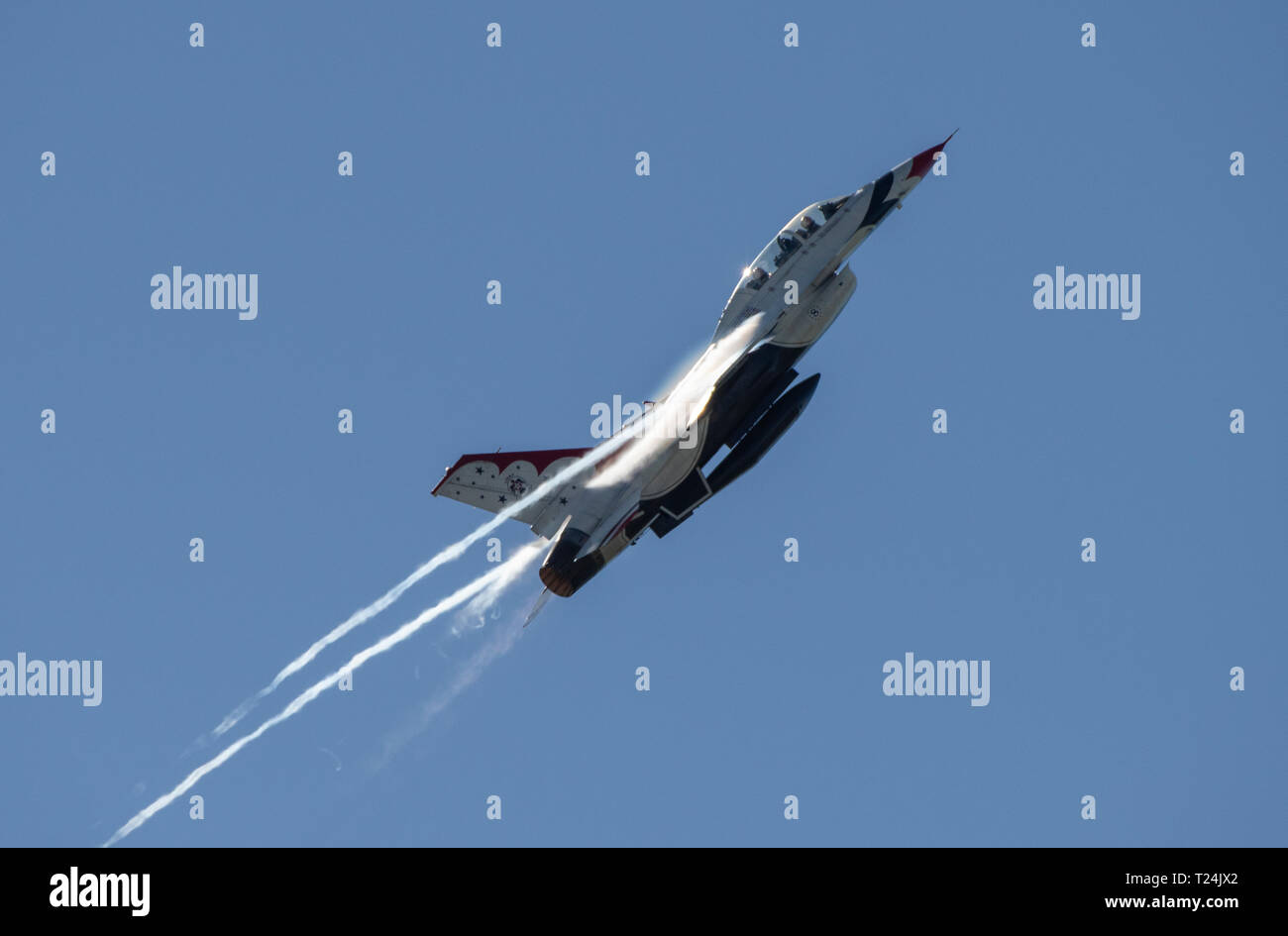 Stellvertretender daniel cully pratt -Fotos und -Bildmaterial in hoher ...